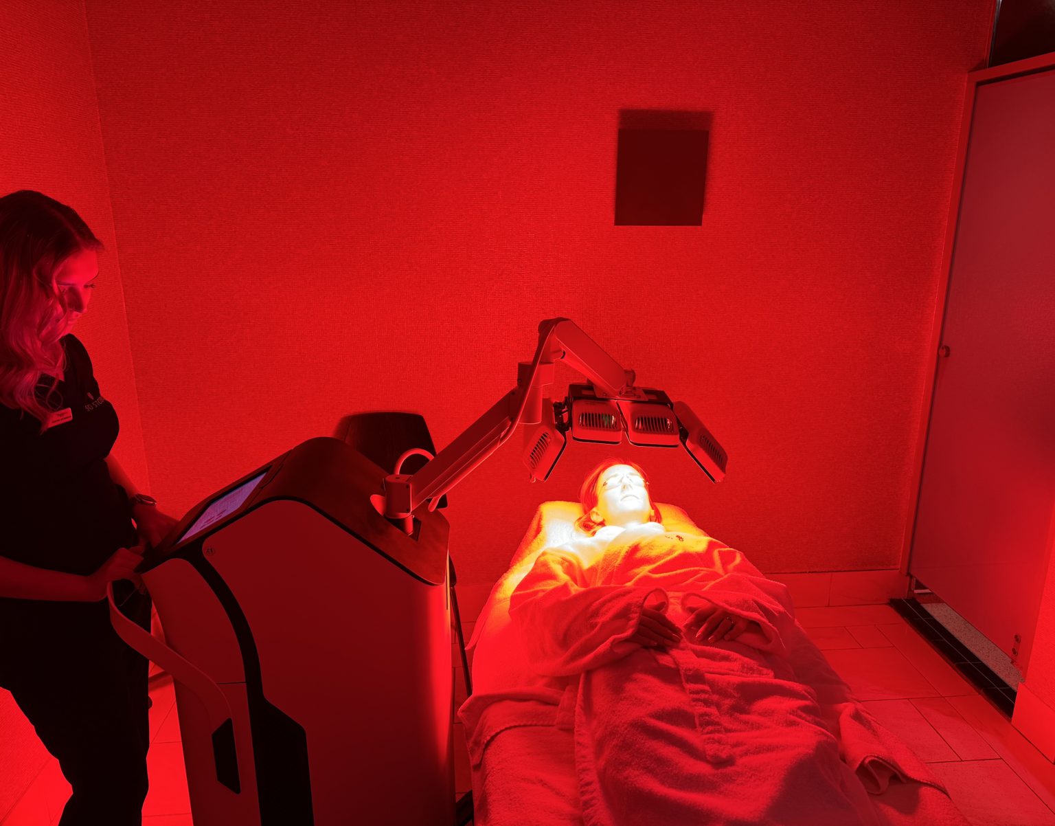 Dermalux LED Light Therapy - Stobo Castle